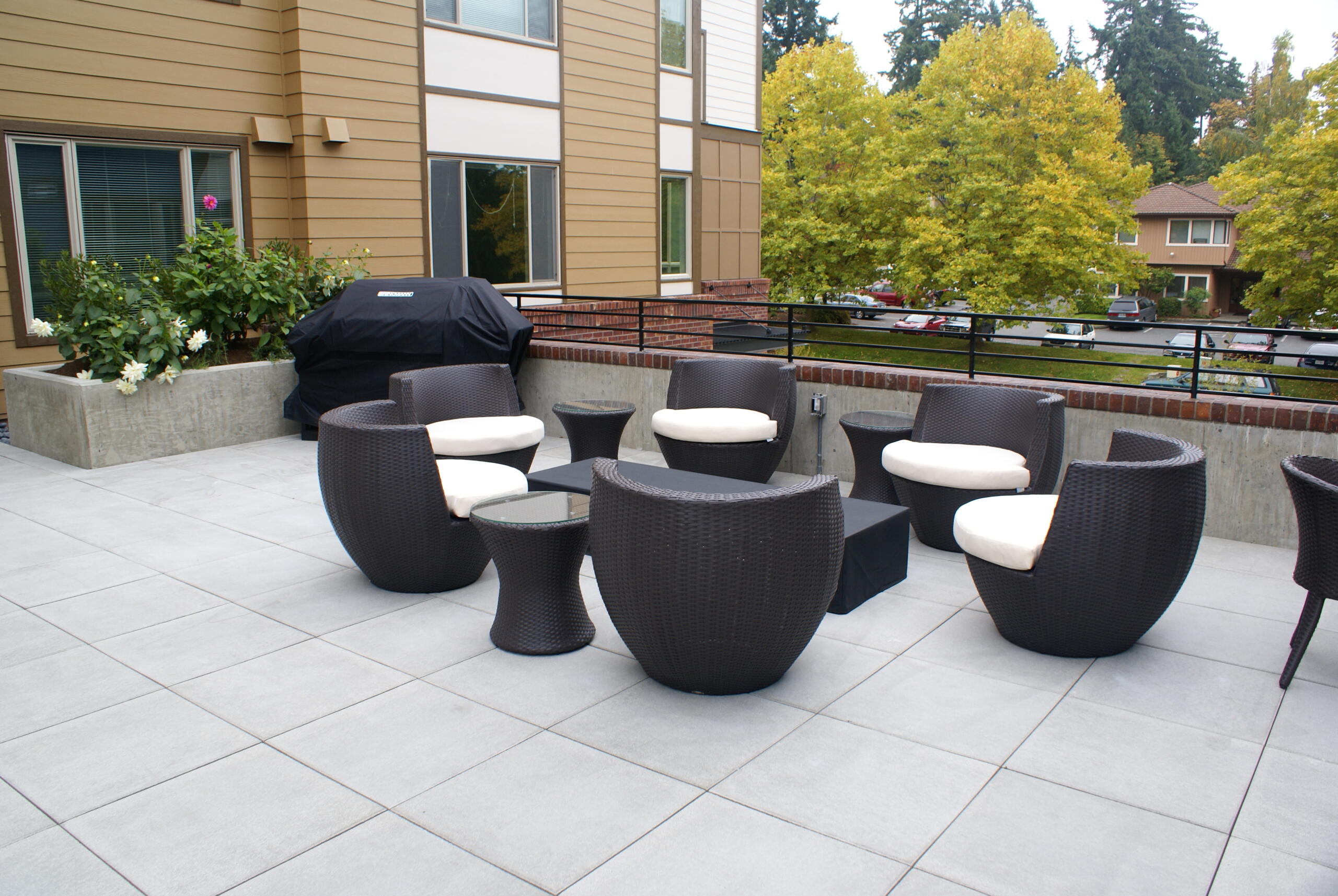 Mutual Materials Architectural Slabs - Meadows Landscape Supply Ltd.